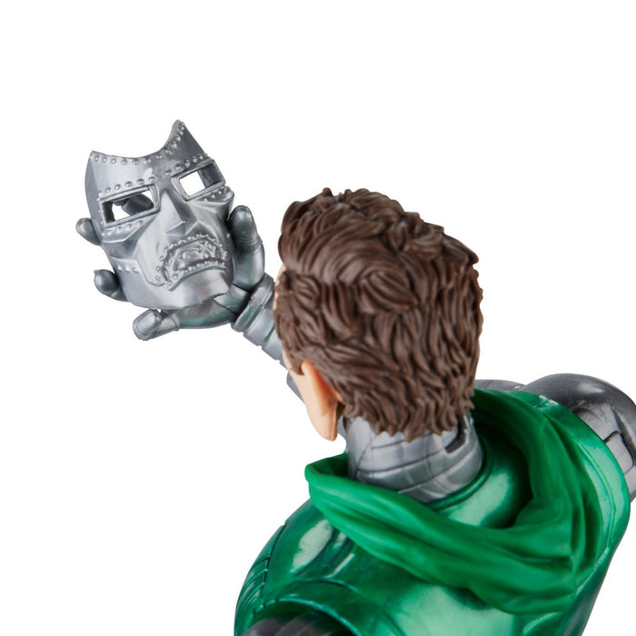 Avengers 60th Anniversary Marvel Legends Captain Marvel vs. Doctor Doo ...
