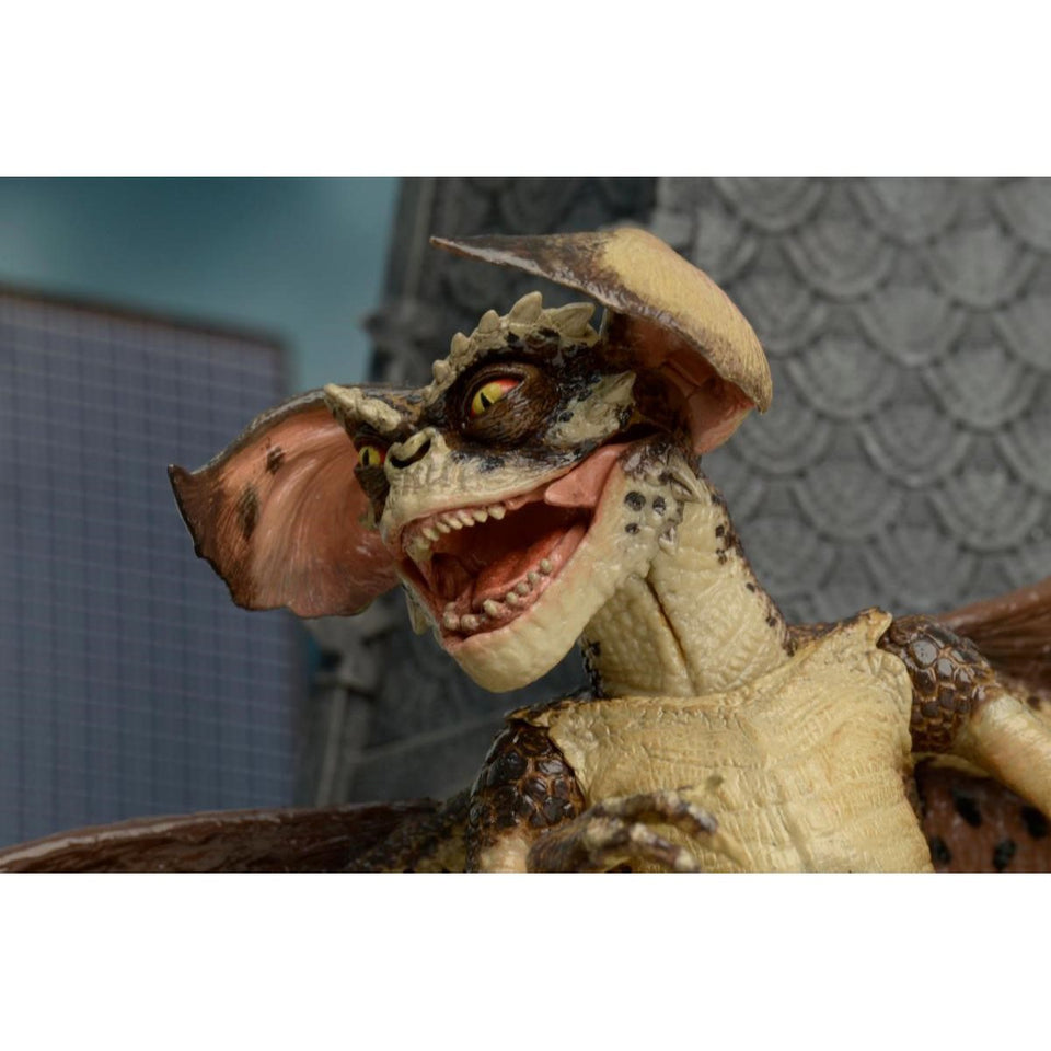 NECA Gremlins 2: The New Batch Bat Gremlin Deluxe — CrazyCollecting